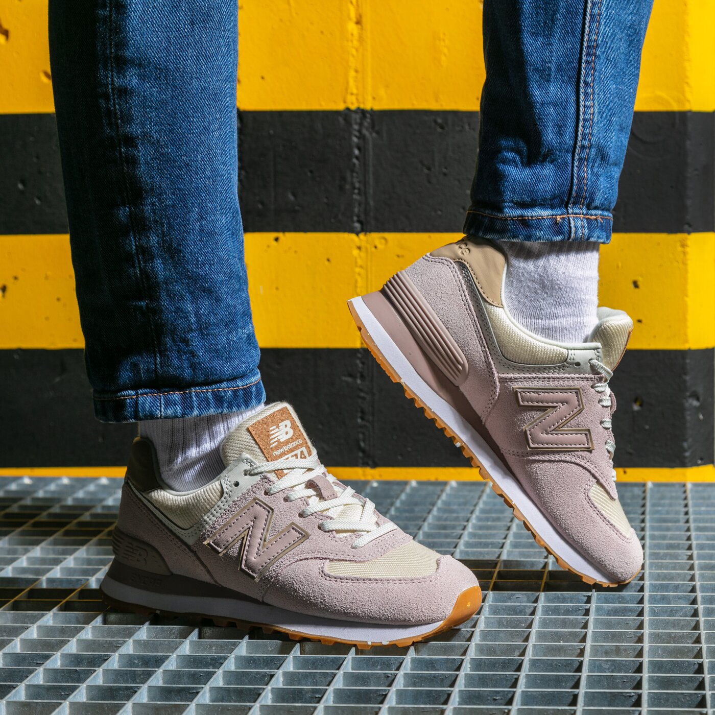 NEW BALANCE 574 WL574SP2 BEJ | Femei Sneakers | Sizeer Romania